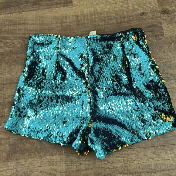 Forever 21 | Shorts | Sparkle Fun Mermaid Shorts | Poshmark